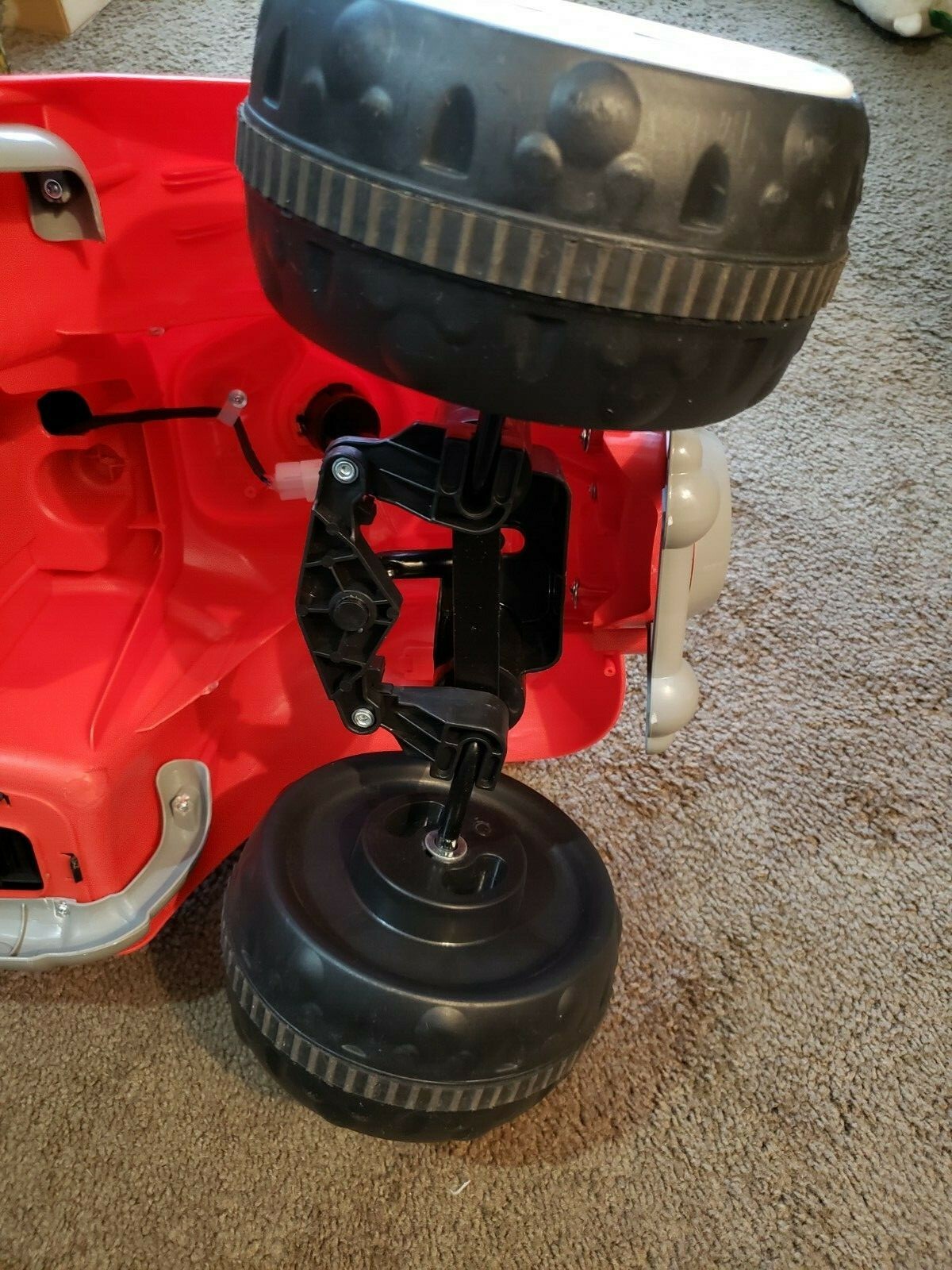 Disney Mickey Mouse Hot Rod Toddler Ride-On Toy by Kid Trax 6V Battery ...