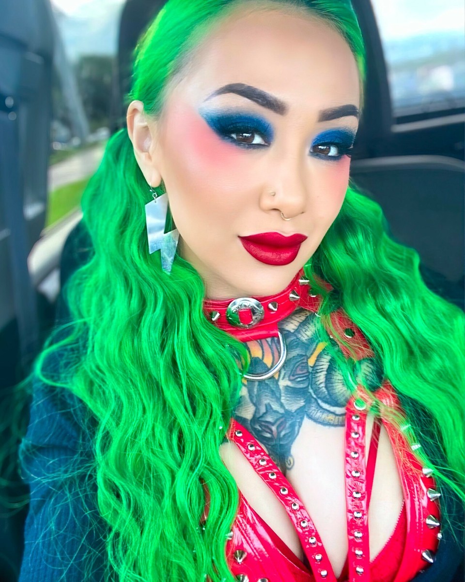 Shotzi Blackheart's Instagram, Twitter & Facebook on IDCrawl