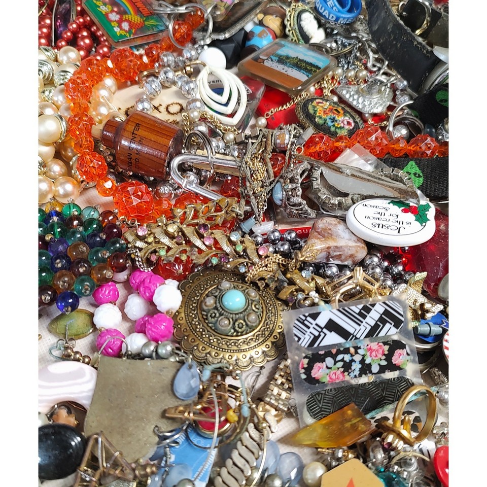 Over 3 Pounds Mixed Jewelry Craft Junk Lot All Junk Crafting Repair ...