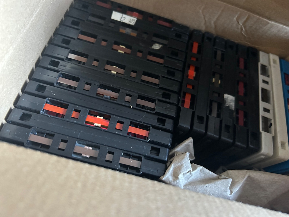 30 ZX SPECTRUM GAMES LOT - NO CASES OR INLAYS JUST THE TAPES - BARGAIN ...