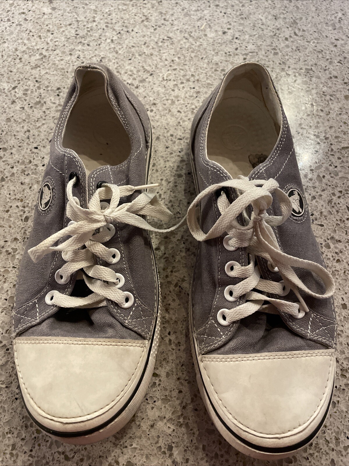 CROCS Gray White Converse Style White Tip Sneakers Si… - Gem