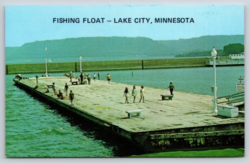 Lake City Minnesota~Fishing Float~Old Barge On Lake Pepin~Vintage ...