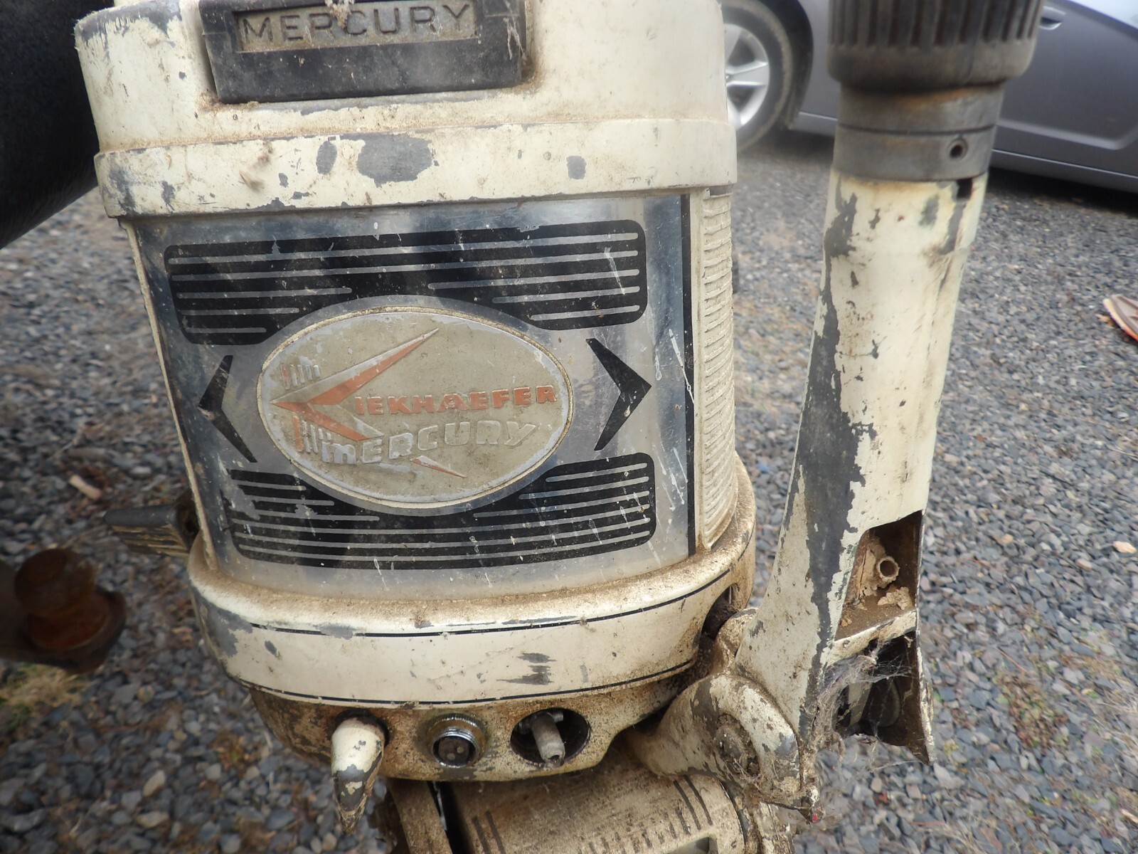 2 vintage Kiekhaefer Mercury merc 60 outboard motor plus 3 gas cans ...