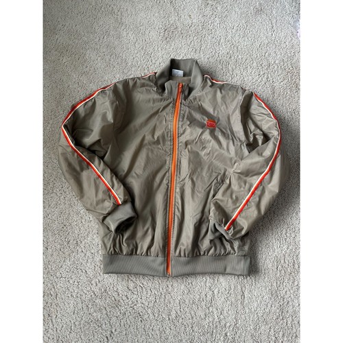 burger king employee beige - Gem