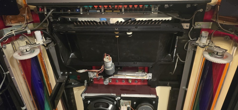 Rock-Ola Bubblers and Antique Apparatus - 100CD JUKEBOX-REAL BUBBLER ...