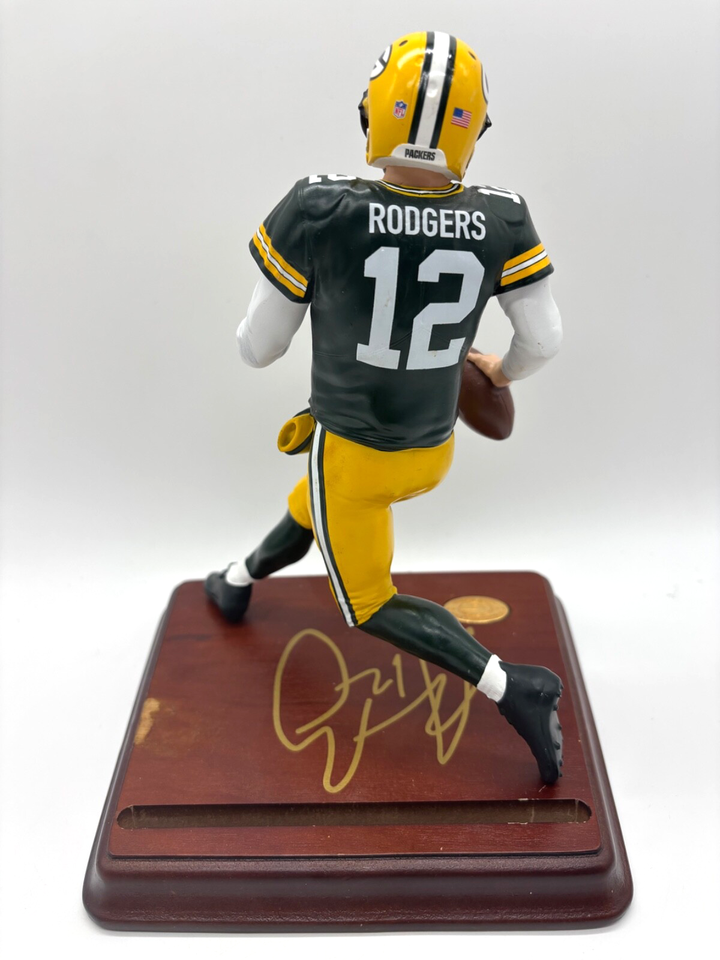 Danbury Mint Aaron Rodgers Green Bay Packers NFL Football Statue ...