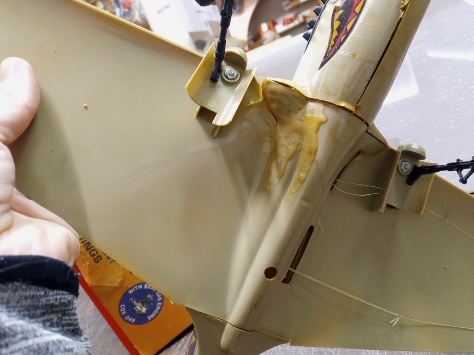 Vtg Cox Curtiss P-40 Warhawk Engine Powered Combat Camouflage Aircraft ...