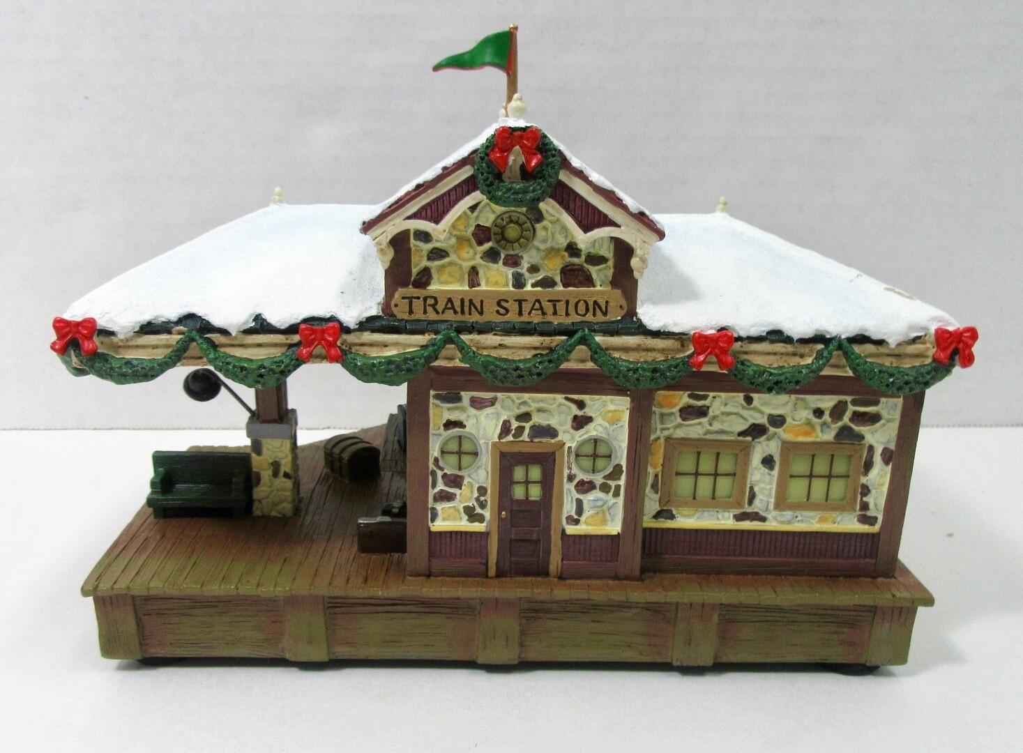HAWTHORNE VILLAGE HOLIDAY TRAIN STATION RAILROAD ACCESSORY 2006 | eBay
