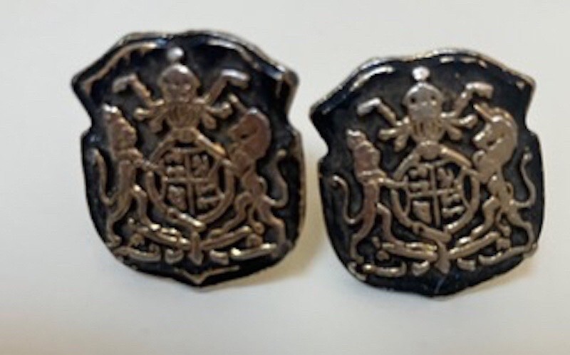 Rare Vintage Shield Coat Of Arms Family Crest Cuff Li… - Gem
