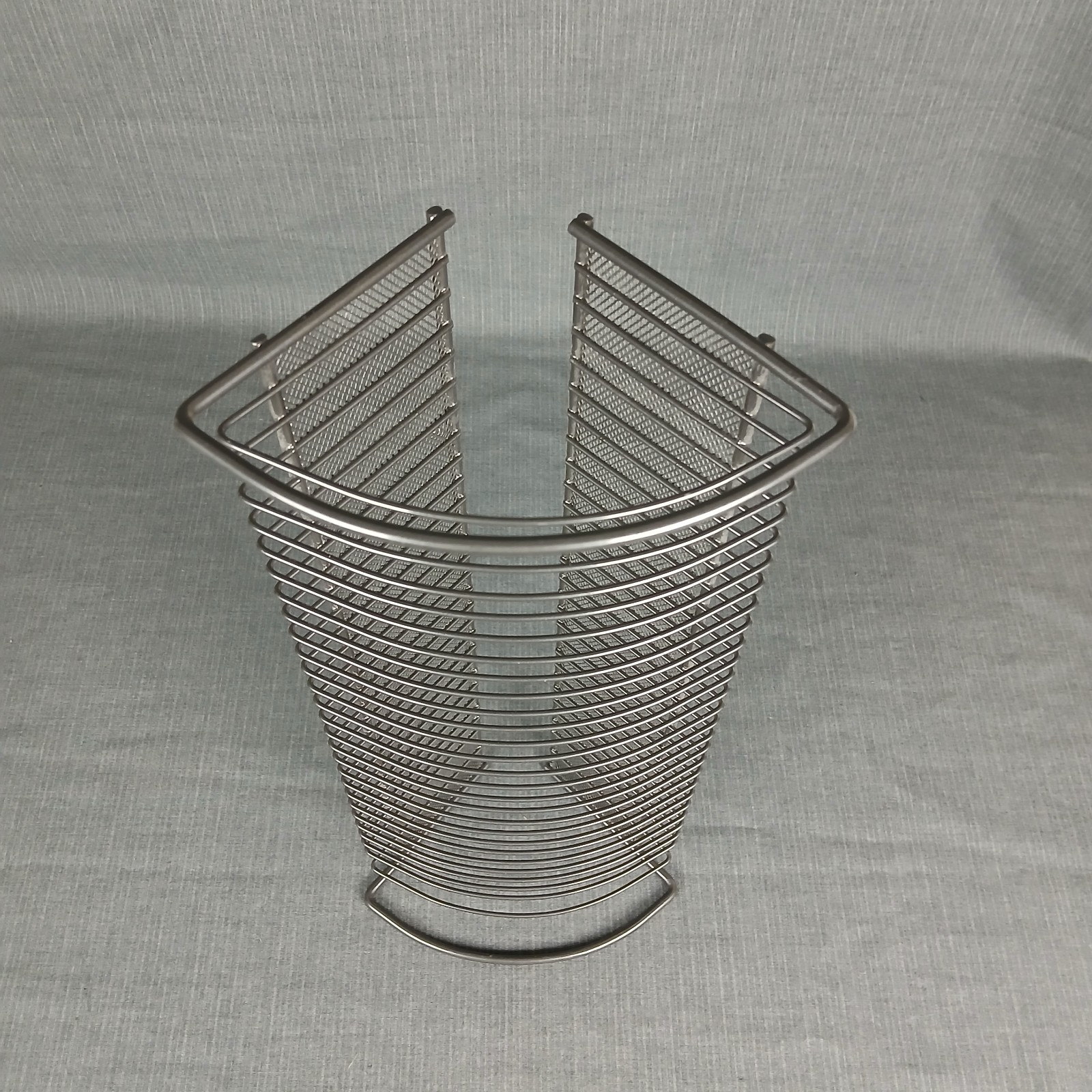 Modern CD Tower Rack Disc Holder Gunmetal Gray Metal Holds 30 CDs 28 ...