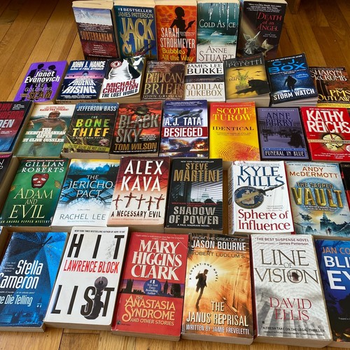 Lot of 24 Random Mystery Crime Thriller Paperbacks Mixed Authors No ...