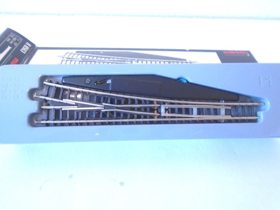 Marklin Z-gauge R8563, Remote Right Hand Switch | eBay