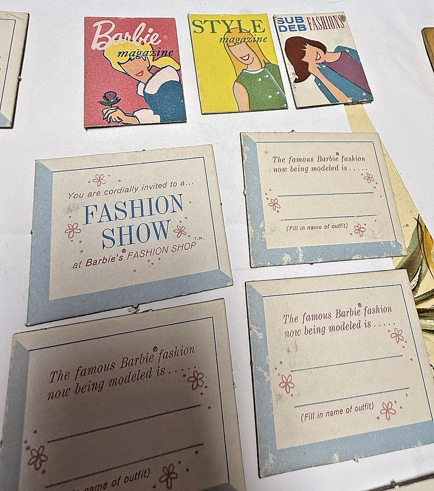 VINTAGE BARBIE DOLL MATTEL CARDBOARD FASHION SHOP SHOW CARDS MAGAZINES ...