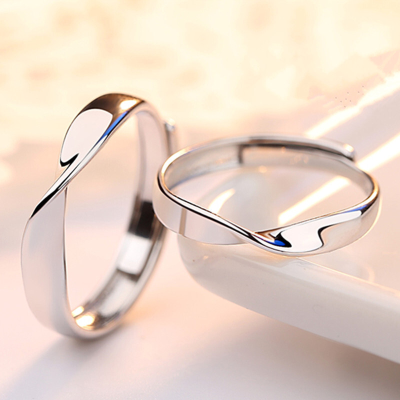 Mobius Strip Wedding Ring