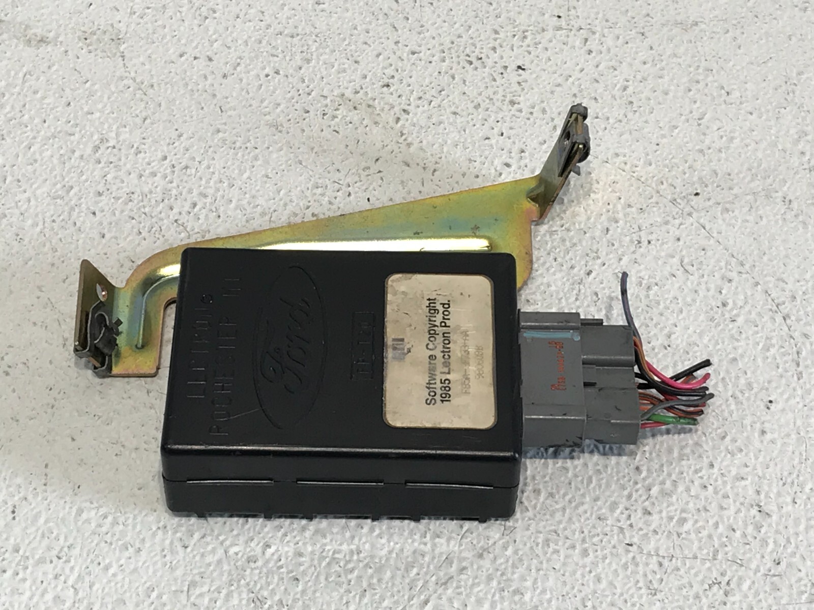 97-02 FORD EXPEDITION SUSPENSION CONTROL MODULE F85A-3F733-AA | eBay