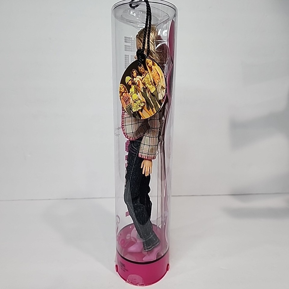 2005 Modern Trends Fashion Fever MIP 12" Barbie Doll Argyle Jacket ...