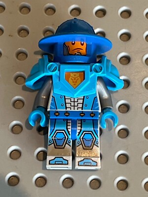 LEGO Nexo Knights minifig ROYAL SOLDIER / GUARD - nex019 / set 30377 ...