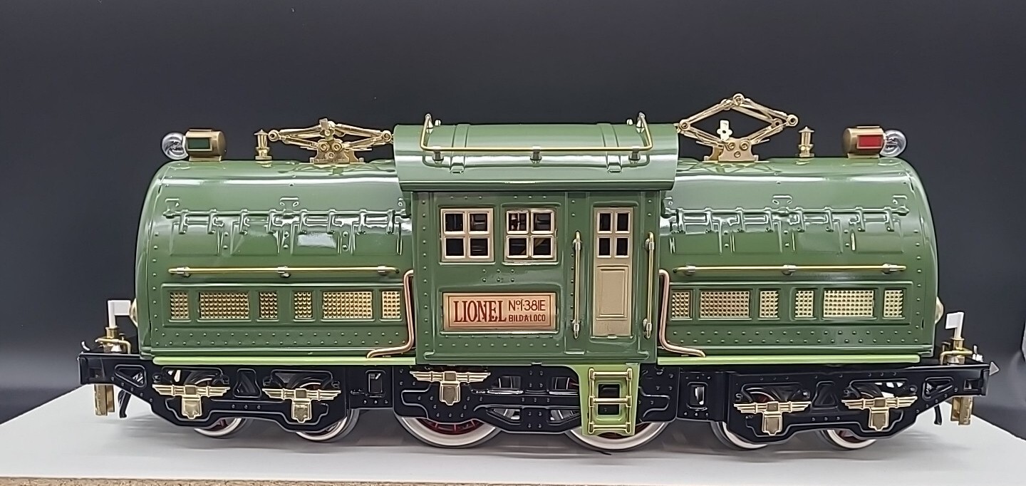 Lionel 6-13102 Standard Gauge Classics 381E Locomotive Two tone green ...