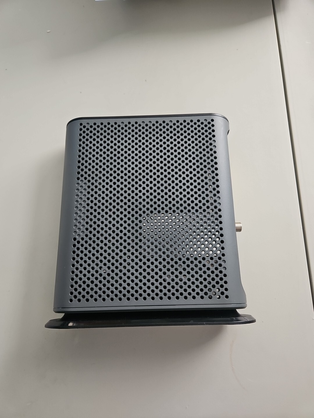 Motorola MB8600 DOCSIS 3.1 Cable - Black 855631006170 | eBay