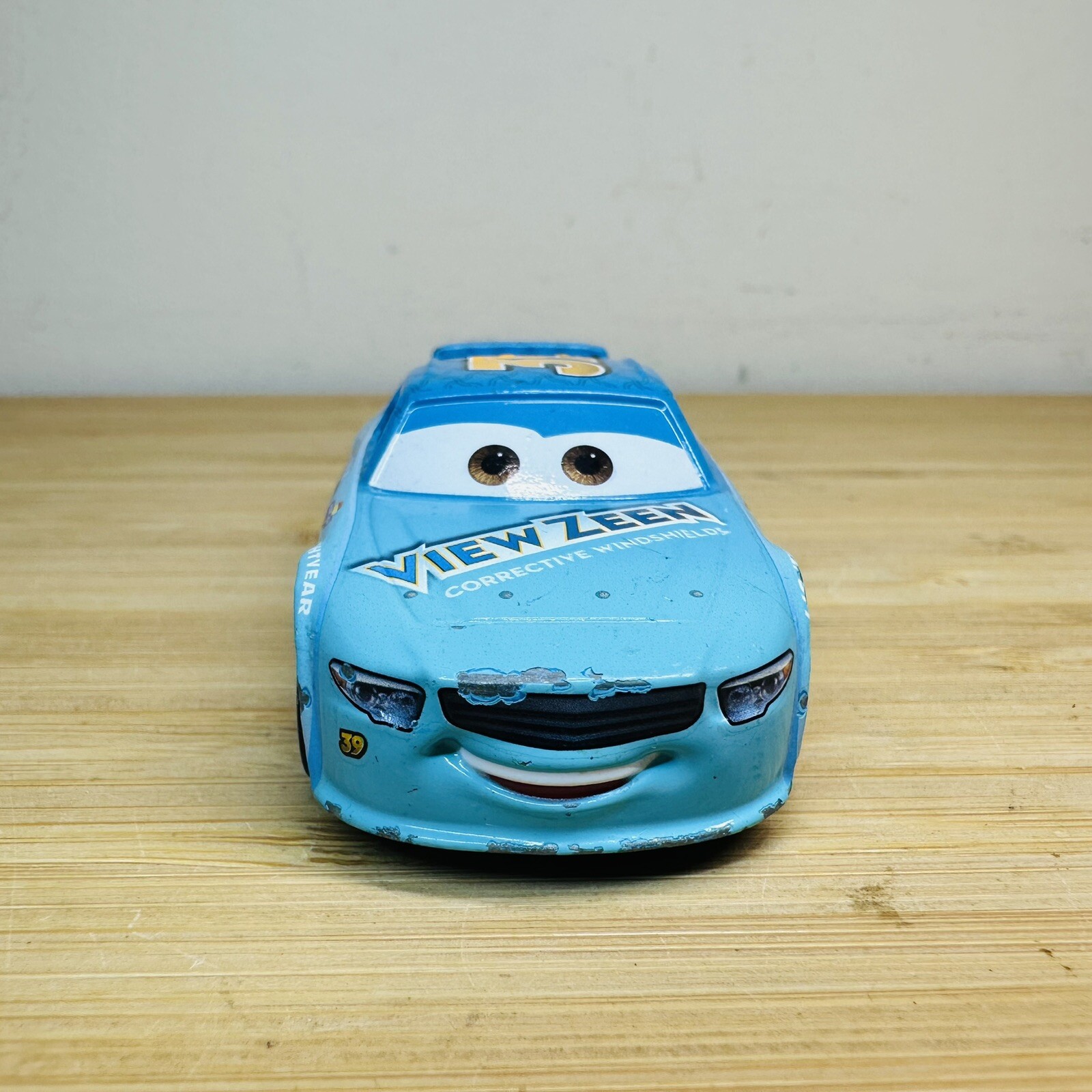Disney Pixar Diecast Cars - Buck Bearingly Viewzeen 39 | eBay