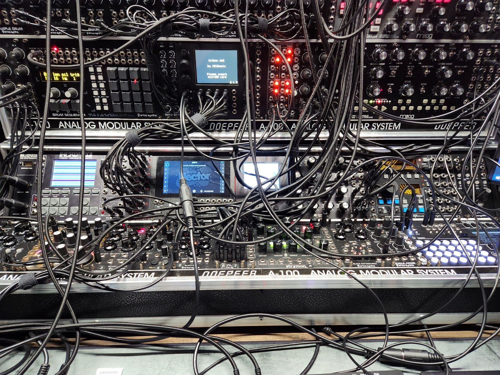 Massive Eurorack Setup - Erica Synths - Zoia - Moog - NerdSeq ...