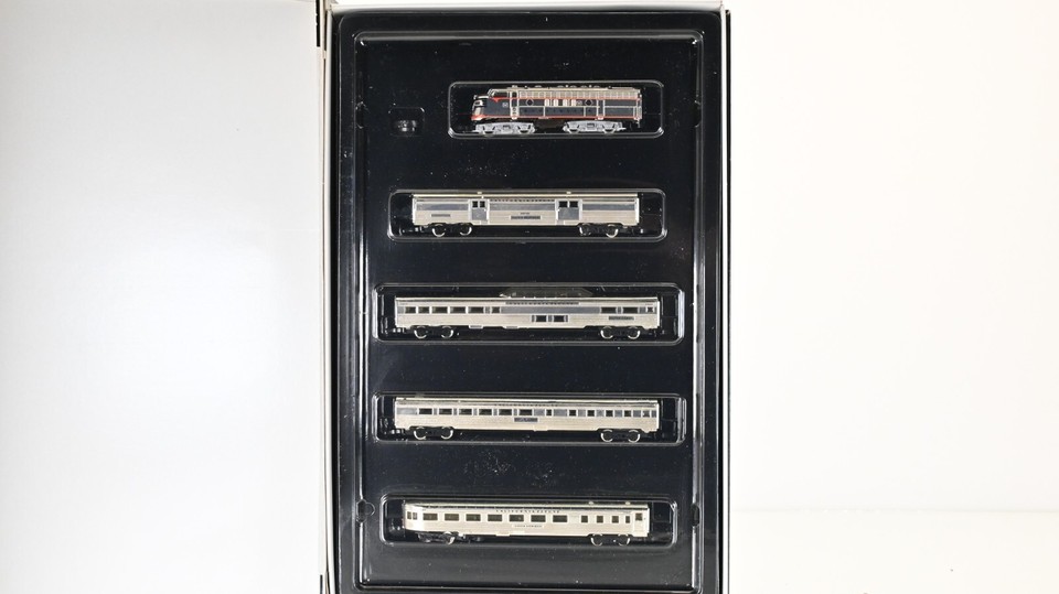 Marklin 8189 California Zephyr F7 Diesel Locomotive Passenger Set Z ...