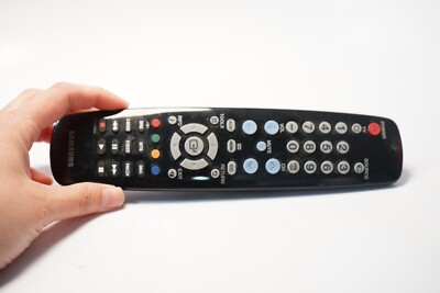 OEM BN59-00687A TV Remote Samsung LN26A450 LN26A450C1 LN26A450C1D ...