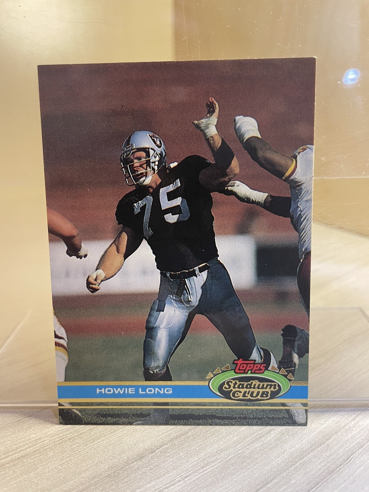 1991 TOPPS STADIUM CLUB FOOTBALL CARD LOS ANGELES RAIDERS #61 HOWIE ...