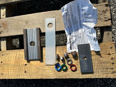 63030 SPC Perf. Thrust Alignment Plate Kit fits 3.00 to 3.50" Wide Leaf ...