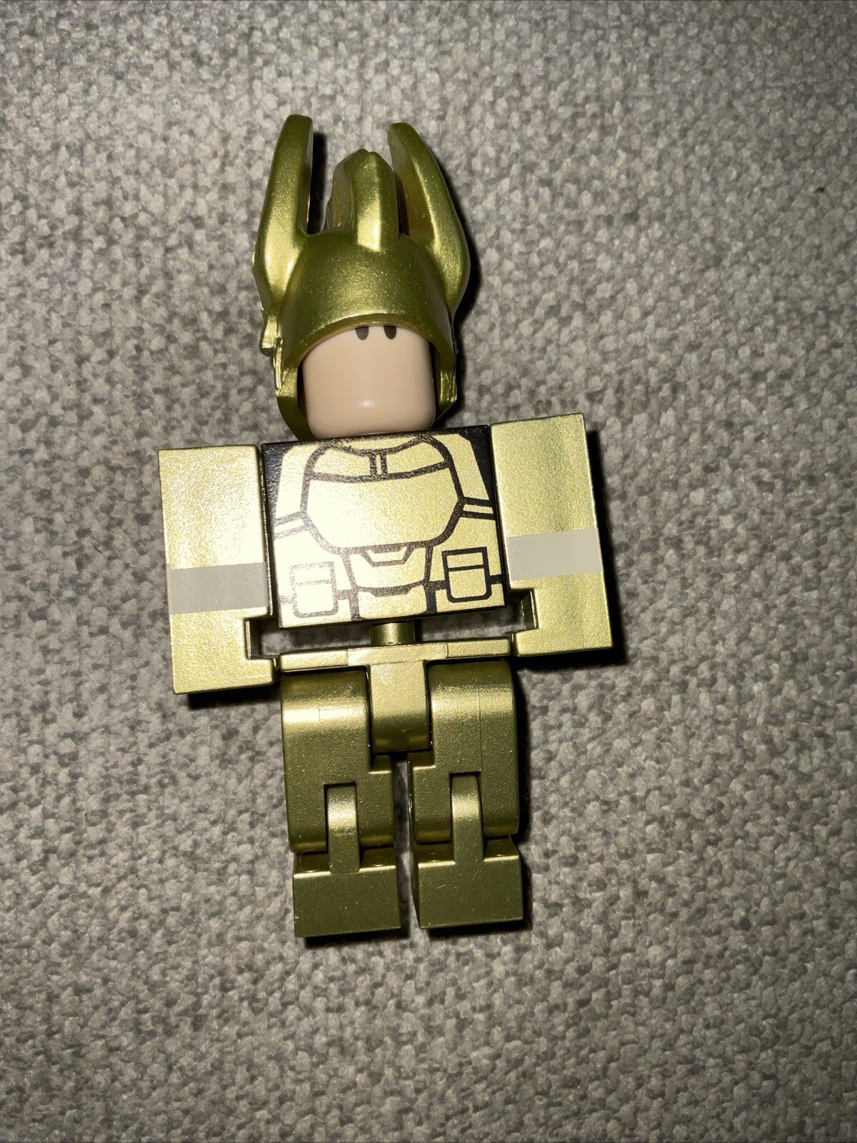 Roblox Series 9 Robin DeBank Figure /Soybean Lot Of 2 W/ Accessories No ...