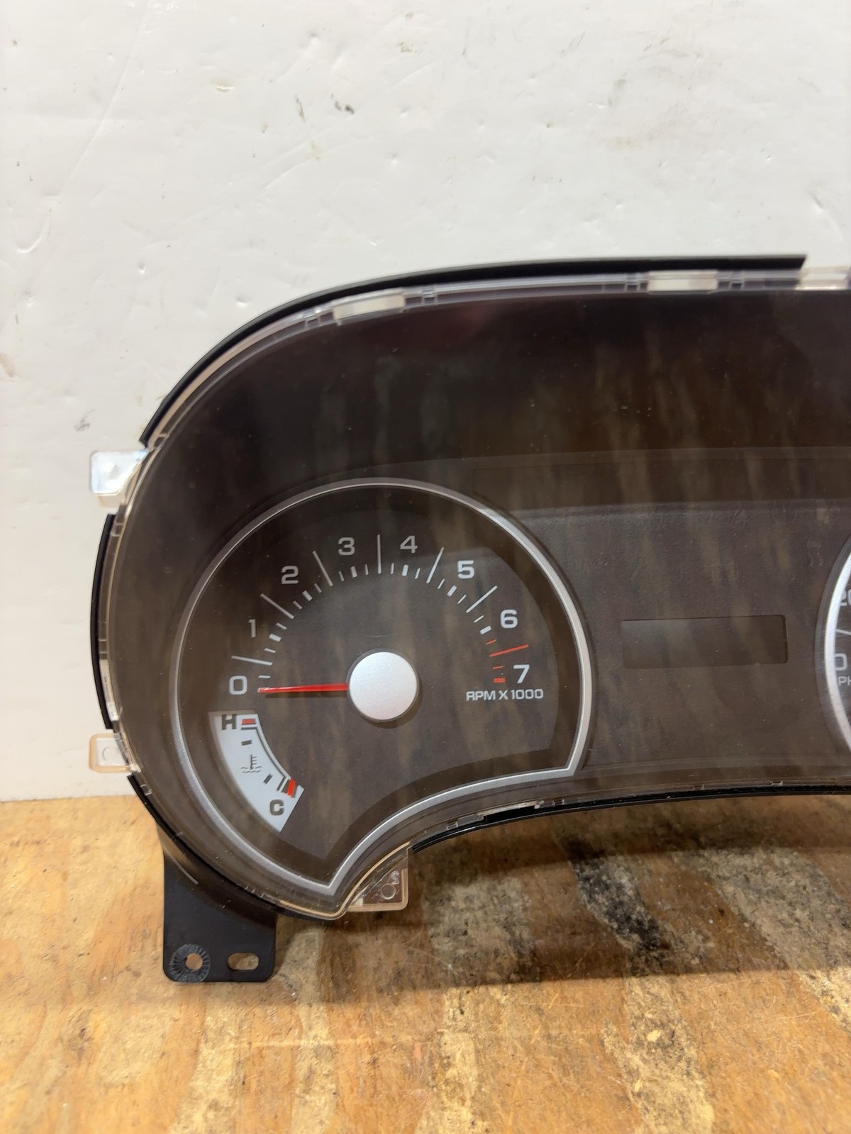 2009 - 2010 FORD EXPLORER Speedometer SEE PICS - CHECK PICTURE ID FOR ...