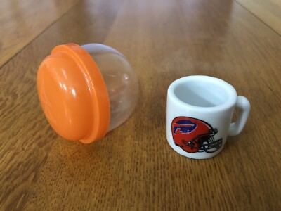 VINTAGE 1990s VENDING MACHINE CERAMIC NFL FOOTBALL MINI MUG BUFFALO ...