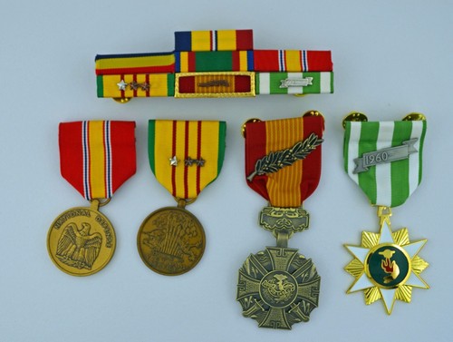 USMC MARINE CORPS VIETNAM 4 MEDALS -MOUNTED 7 RIBBON BAR - 7 Campaign ...