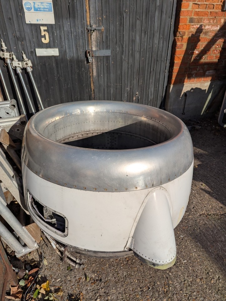 BAE 146 1.3m Aircraft Jet Engine Cowl Cowling TV Film Scenery Raw Parts ...