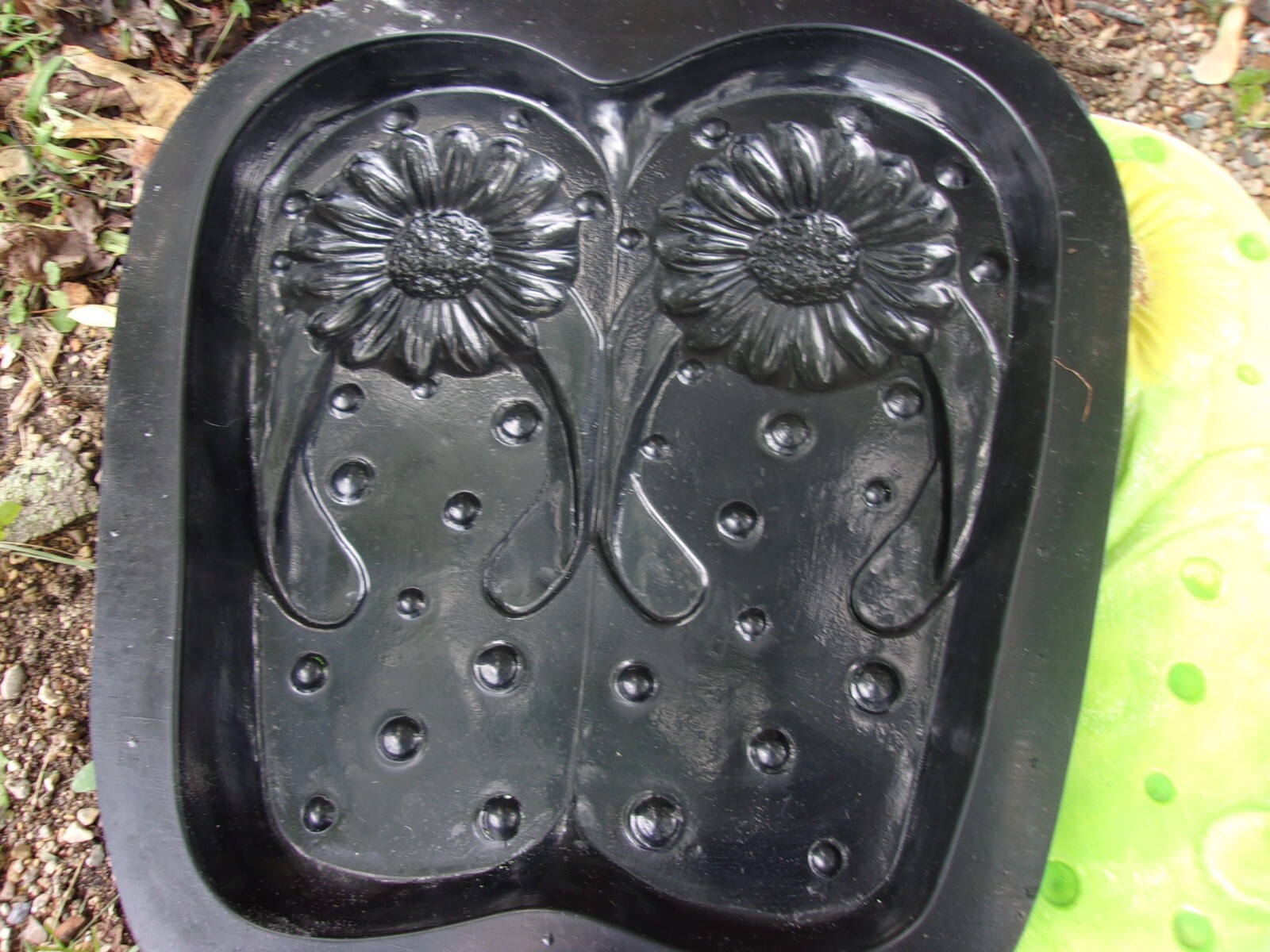 Flip flop mold plaster cement concrete daisy beach mould 10" x 9.5" x 3 ...