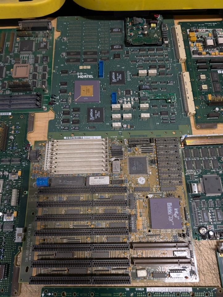 Lot of 25 Lbs High Grade, Gold Large Scrap Circuit Boards Gold Recovery ...