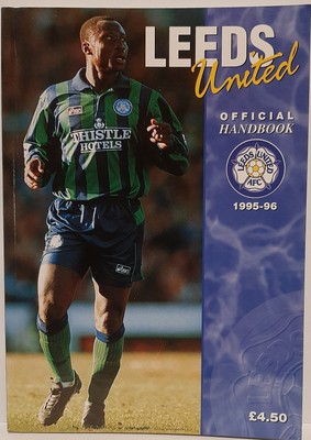 Fanzine Programm Leeds United Official Handbook England Fussball Saison ...