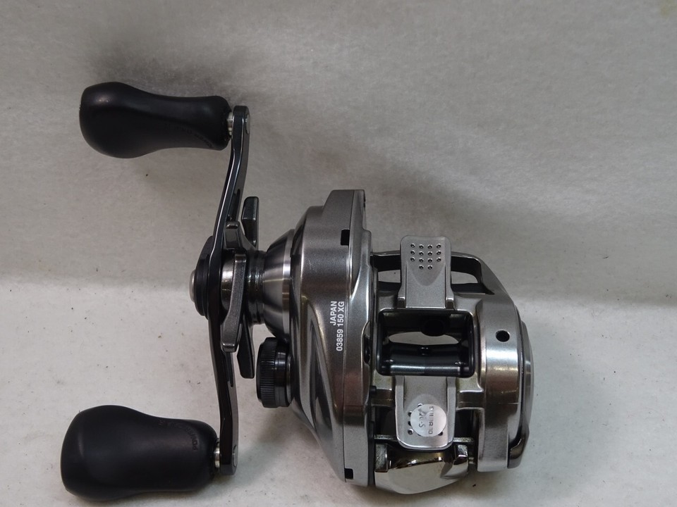 Shimano Bantam MGL 18 XG Right-Handed 8.1:1 High-Speed Baitcasting Reel ...