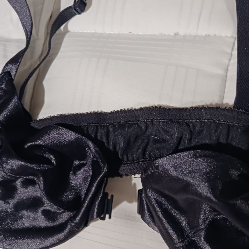 Victoria's Secret front closure black 38A bra | eBay