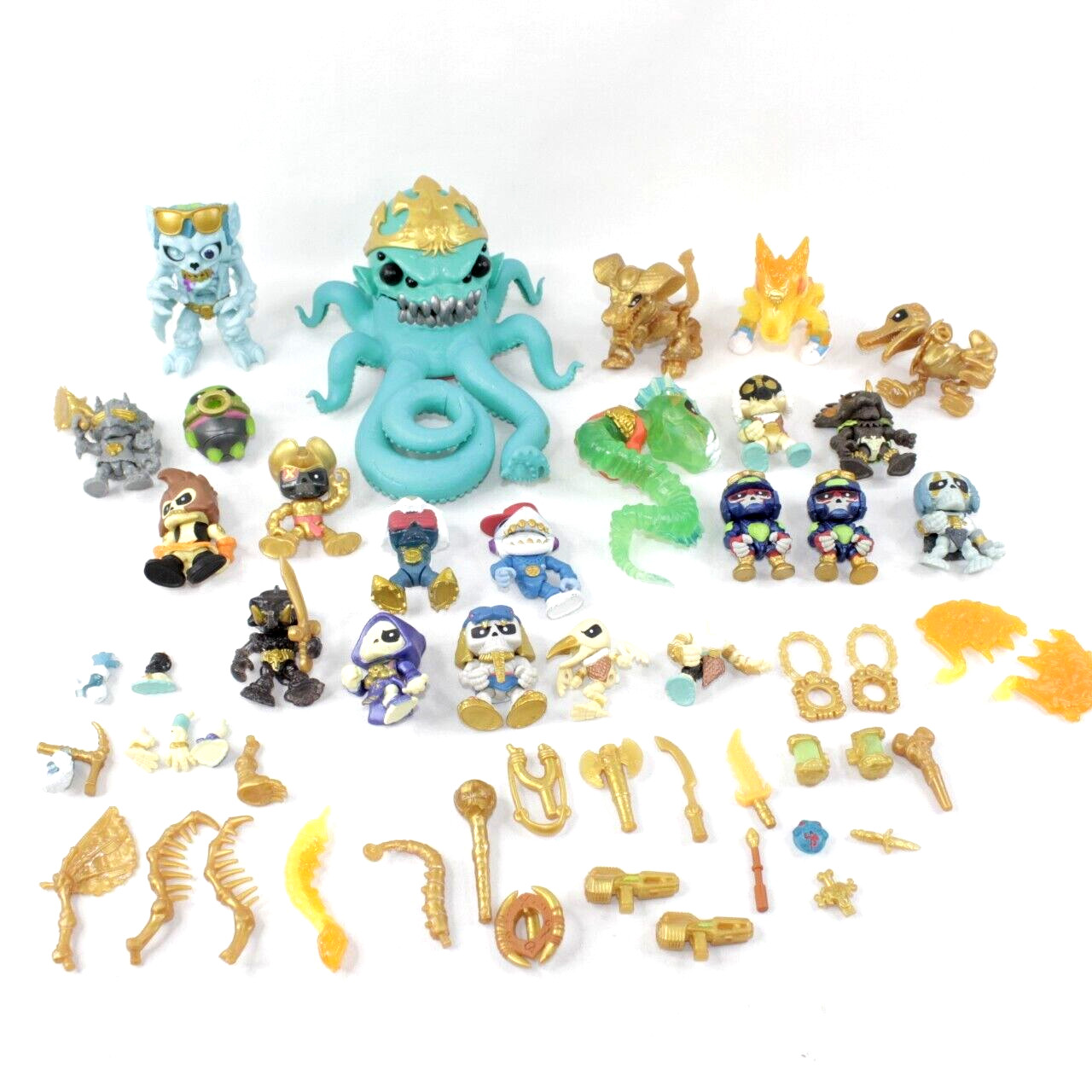 Treasure X Sunken Gold (20) Figure lot plus Accessories