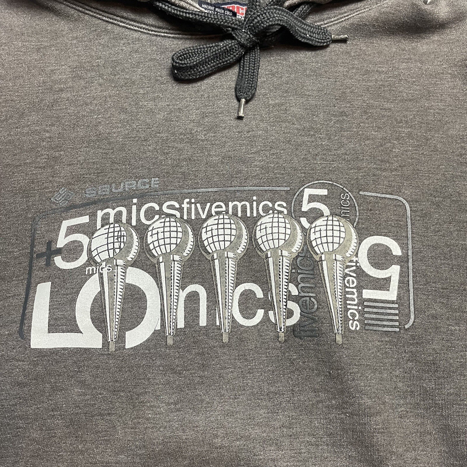 Vintage The Source Magazine Five Mics Sweatshirt Hood… - Gem