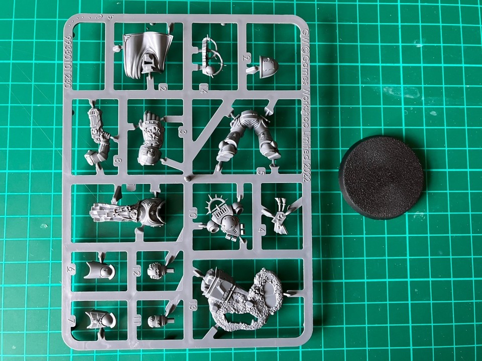 Warhammer 40k Space Marines - Captain Messinius - WH40K - New | eBay UK