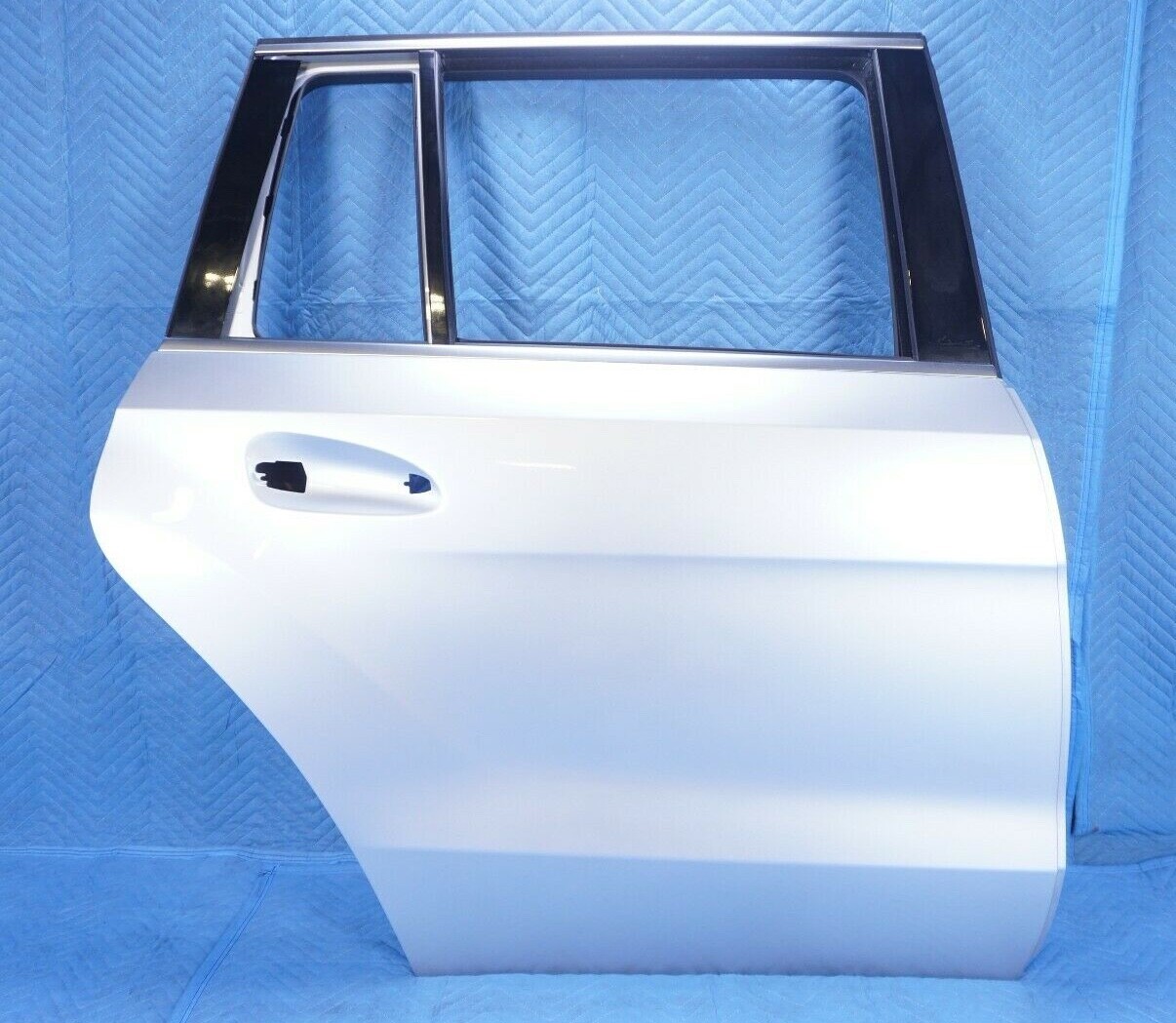 Mercedes GL Rear Passenger Door Shell w/ Molding 13-16 Iridium Silver ...