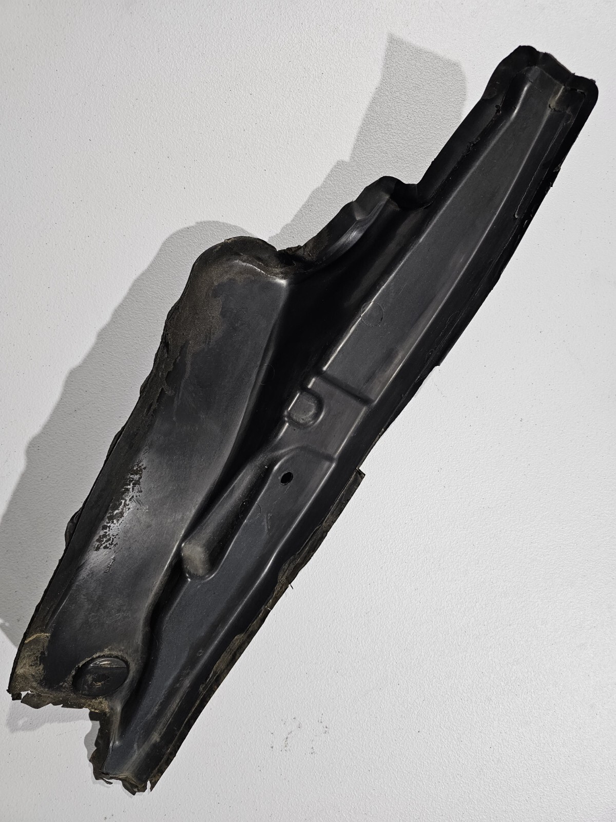 2005 - 2009 Volkswagen Mk5 Jetta RH Right Fender End Plate OEM 1k5 821 ...