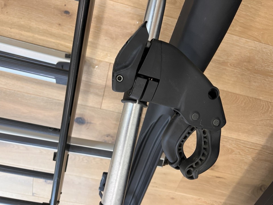 BARRACUDA OEM VOLKSWAGEN ROOF BIKE RACK CARRIER 000071128F logo city ...