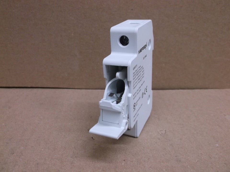 USCC1I Mersen NEW In Box 600V 30A DIN Rail Mount Fuse Holder | eBay