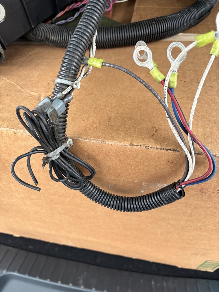 Cummins Power command 2100 Display 300-5718-02-AF-1336112H2 with wiring ...