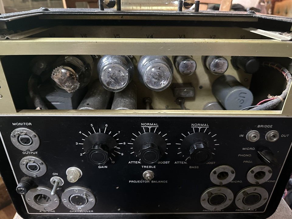U.S. Army Signal Corps AF Tube Amplifier/preamplifier AM-424A ...