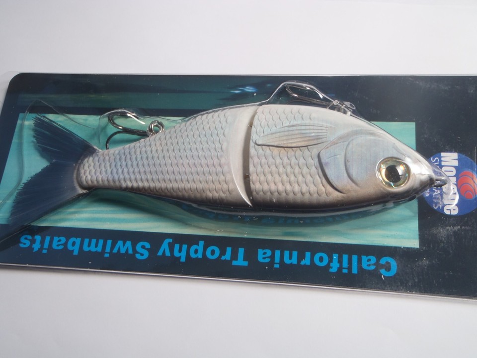 Morone Swimbait 2 White Boy Gizzard Shad Threadfin Vector Tail 7" bass ...