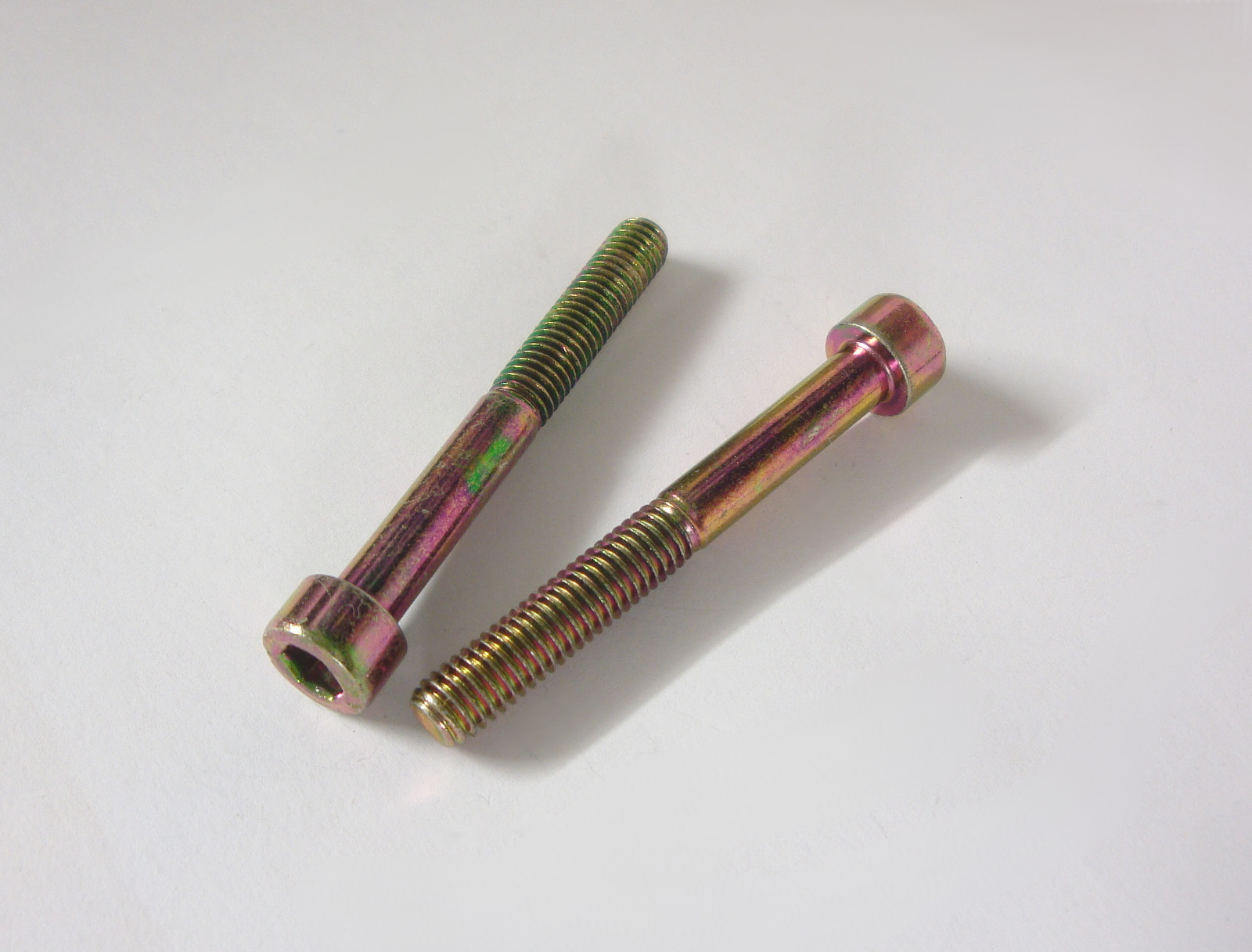 2x Zylinderschraube M6x50 Vergleichsnummern N0147192 , 90006706202 ...